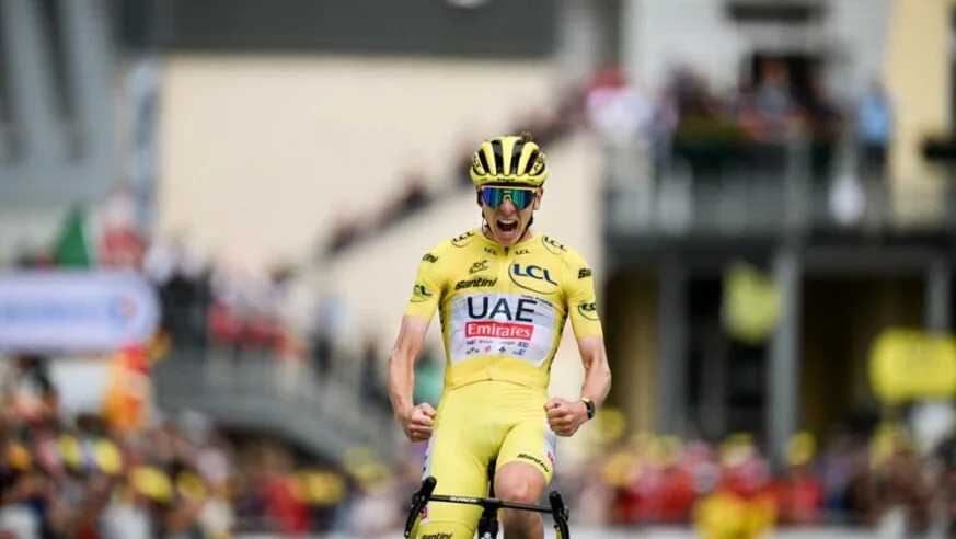 Résumé 14ème étape du TDF 2024 : Tadej Pogacar frappe du poing sur la ...